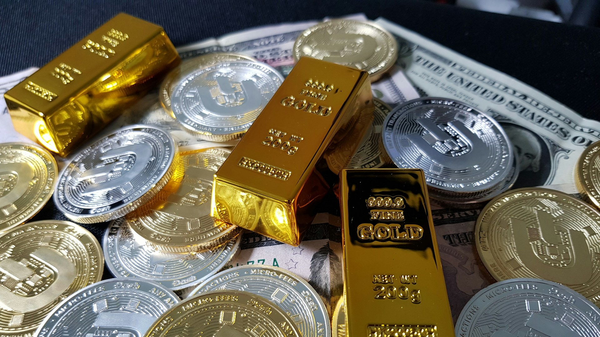 How to Trade Precious Metal Futures: A Comprehensive Guide | Paradigm ...